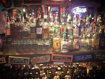 Arrowhead Bar & Grill, American Restaurant, 25575 South Highway 89