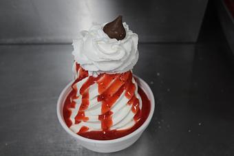 Raub's Twin Kiss, Hamburger Restaurant, 361 W Lincoln Ave